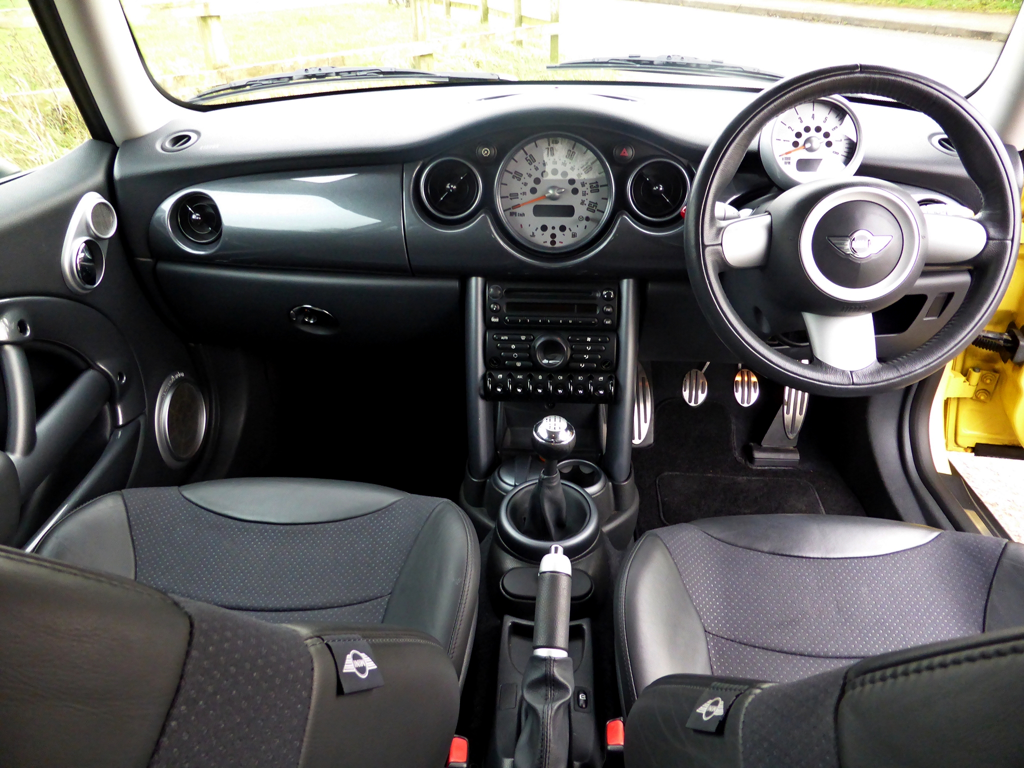 2005 Mini Cooper Interior Photos | Cabinets Matttroy